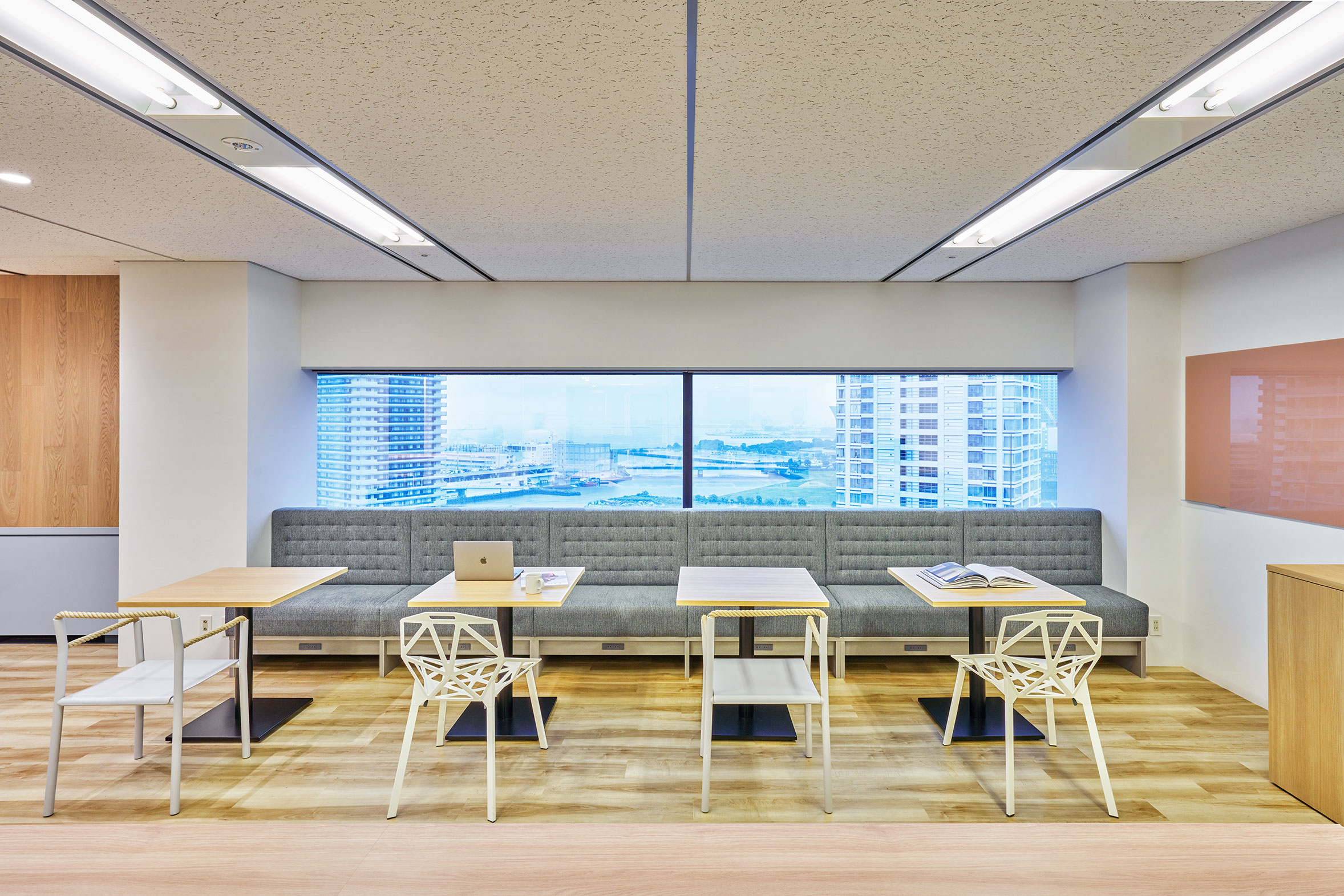 JMC CO., LTD. | Works | 東京のオフィスデザイン・レイアウトならwork kit by HITOBA DESIGN