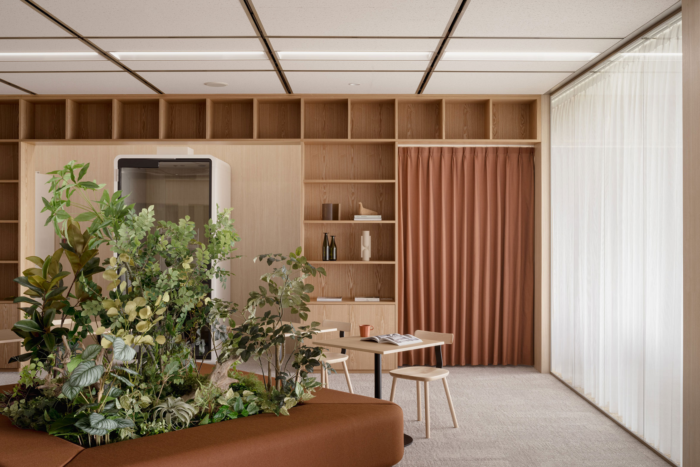 Nippon Telegraph and Telephone Corporation | Works | 東京のオフィスデザイン・レイアウト ...