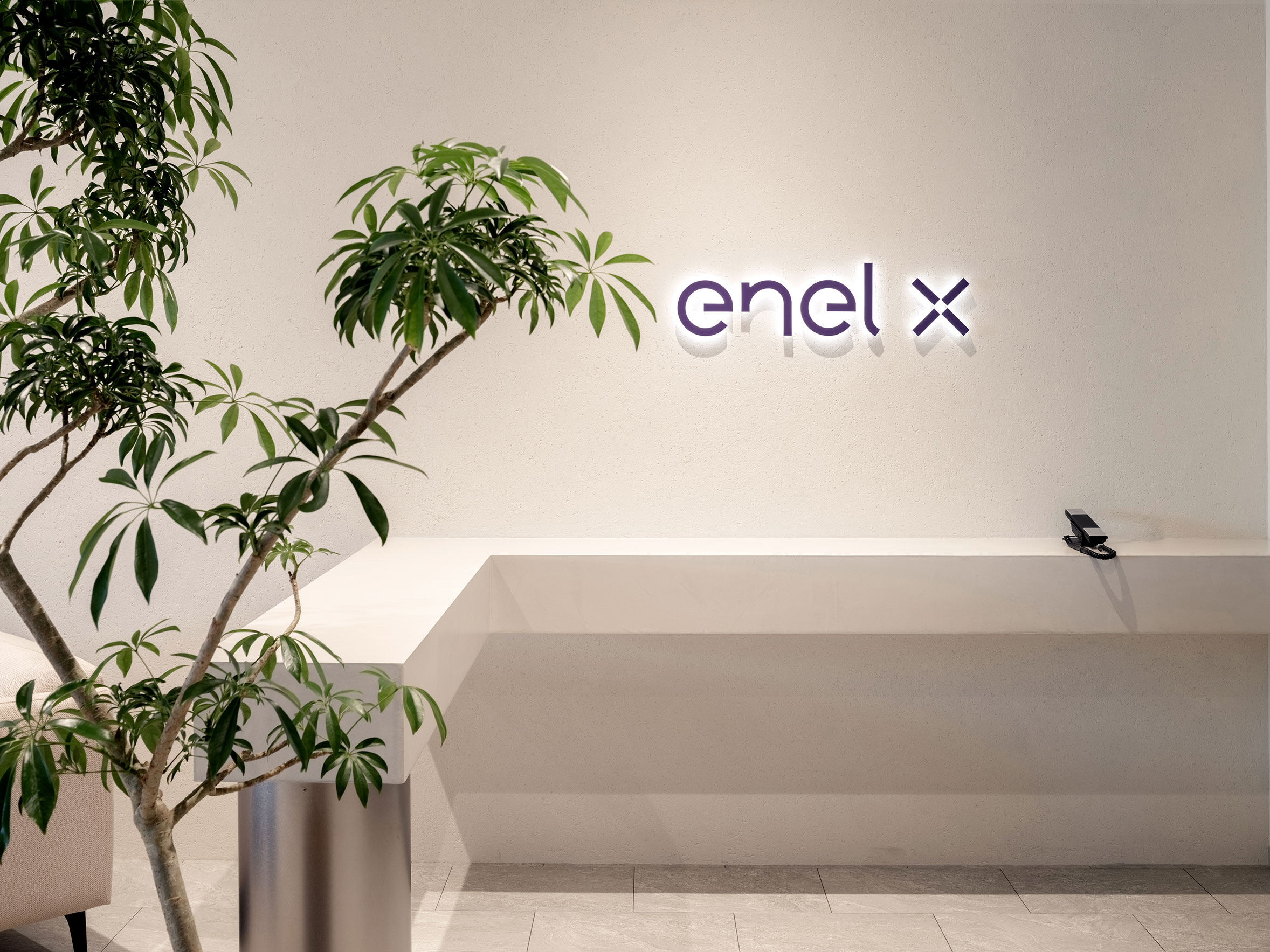 Enel X Japan | Works | 東京のオフィスデザイン・レイアウトならwork kit by HITOBA DESIGN