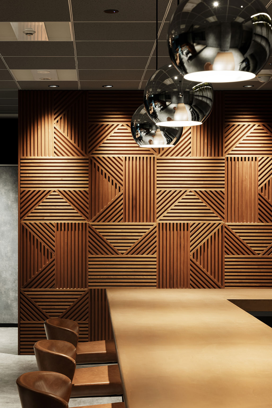 STORC | Works | 東京のオフィスデザイン・レイアウトならwork kit by HITOBA DESIGN